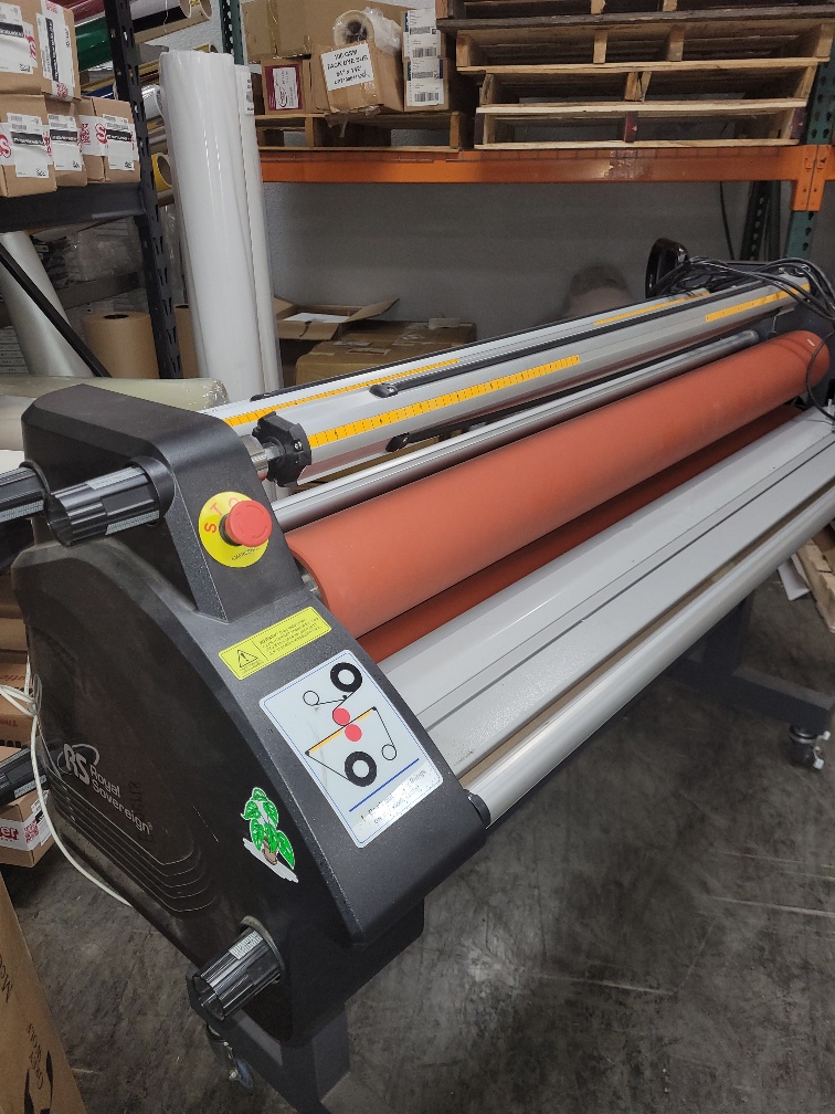 Royal Sovereign 55in WIDE FORMAT ROLL LAMINATOR Cold/Heat Assist